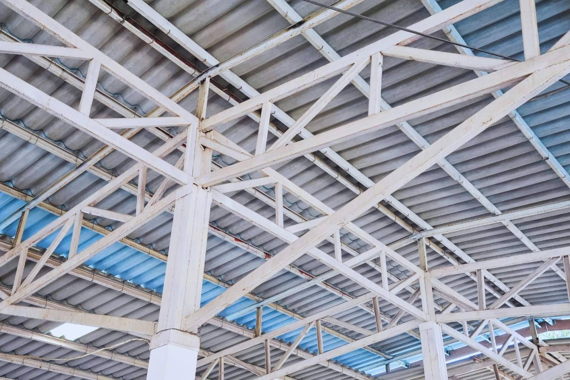 Claves y beneficios en la construcción de estructuras metálicas