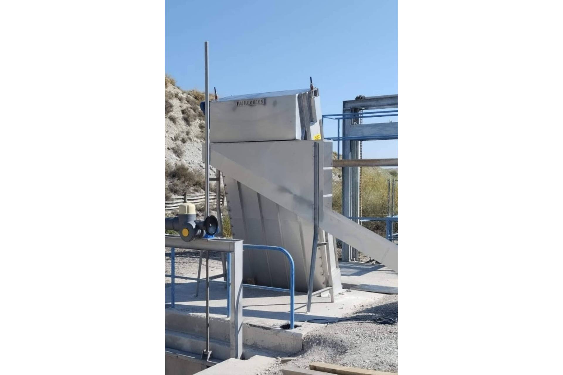 Filtramas presenta el nuevo limpia rejas automático ERL 2025, con mayor seguridad y robustez en ...